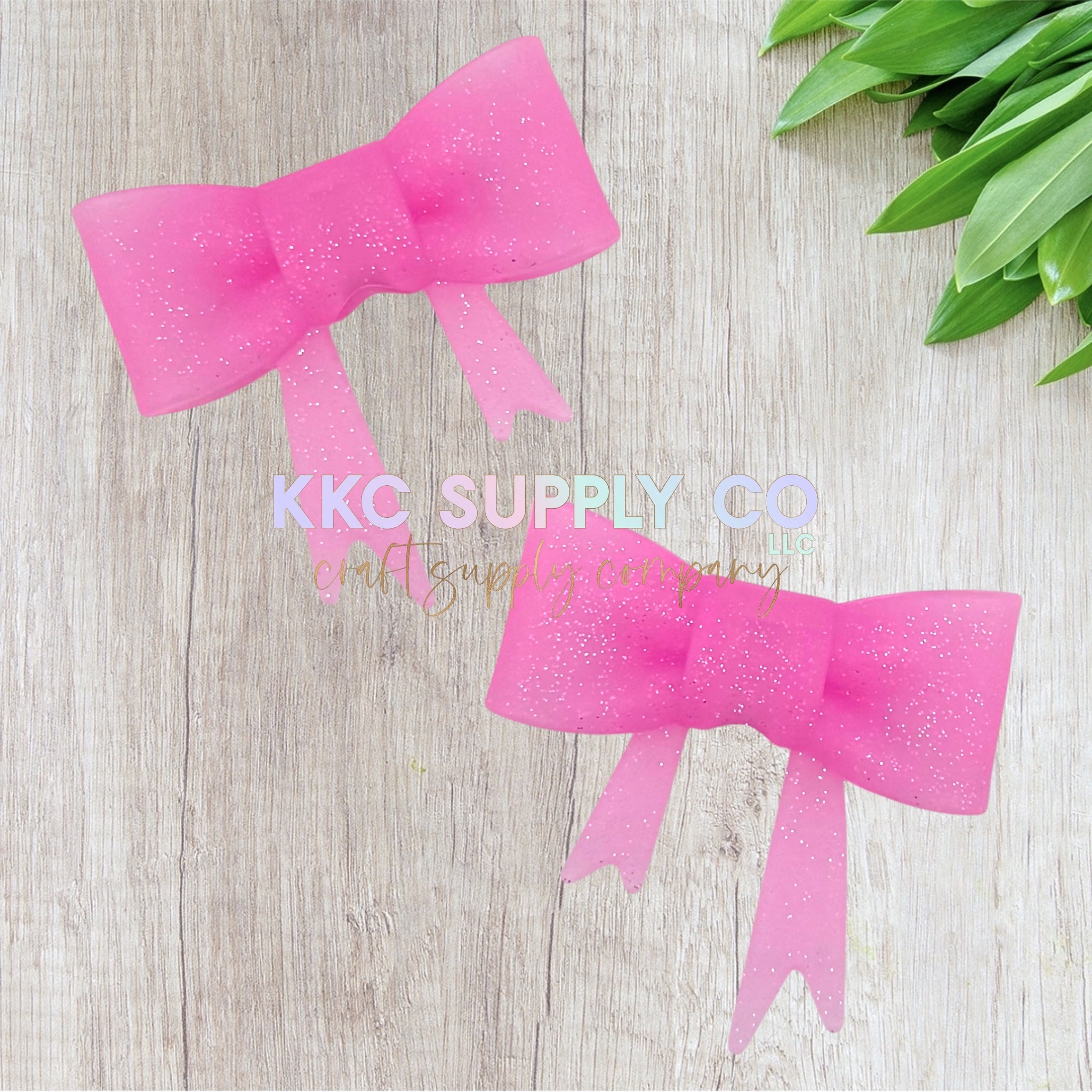 SG37-Light Pink Glitter Large Bow Silicone Focal Bead – KKC Supply Co, LLC